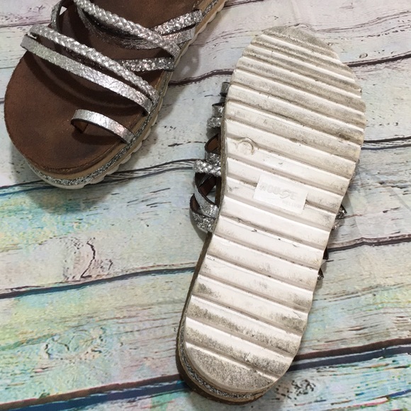 Rouge Helium | Shoes | Rouge Glitter Platform Sandal | Poshmark